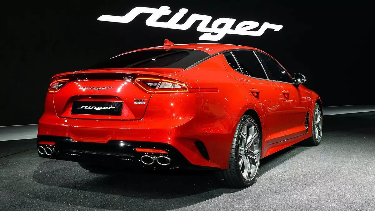 Kia verduidelik Stinger Eienskappe by die Seoul-première 39918_5