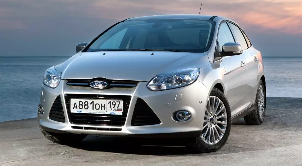 Сүрөттө: Ford Focus