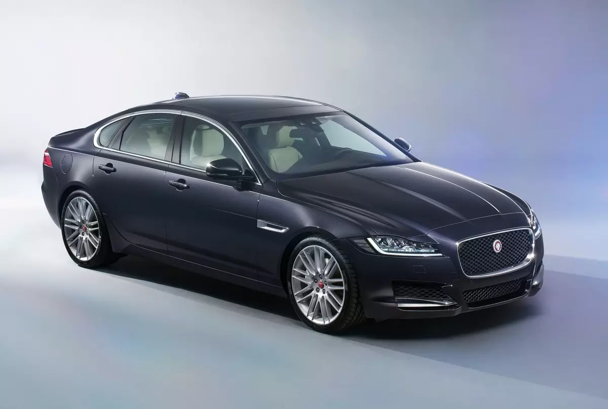 Jaguar_xF_portFroly_5.jpeg.