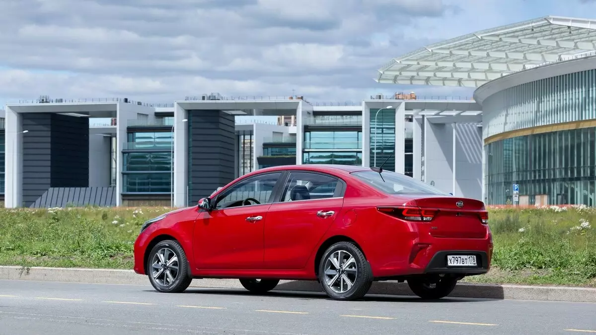 De nieuwe Kia Rio demonstreert de super-supersay start in Rusland 40087_5