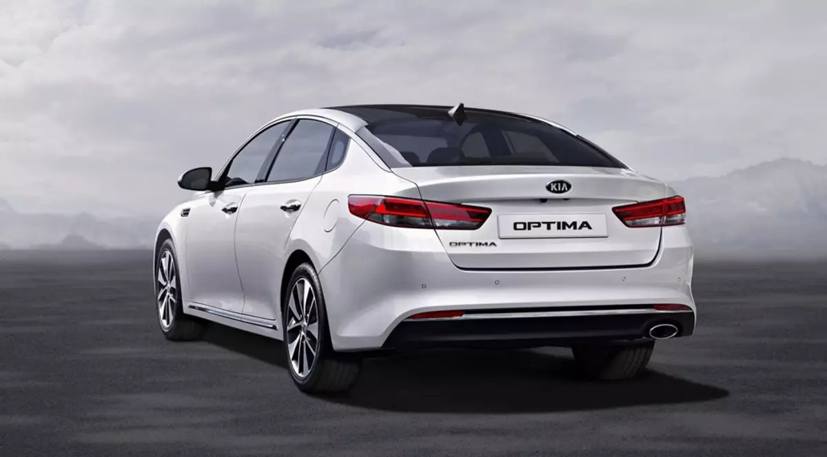 New Kia Optima for Europe semblait en ligne 40113_2