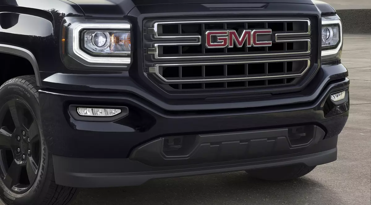 GMC는 Total Black Pickup Sierra Elevation Edition을 소개했습니다 40213_2