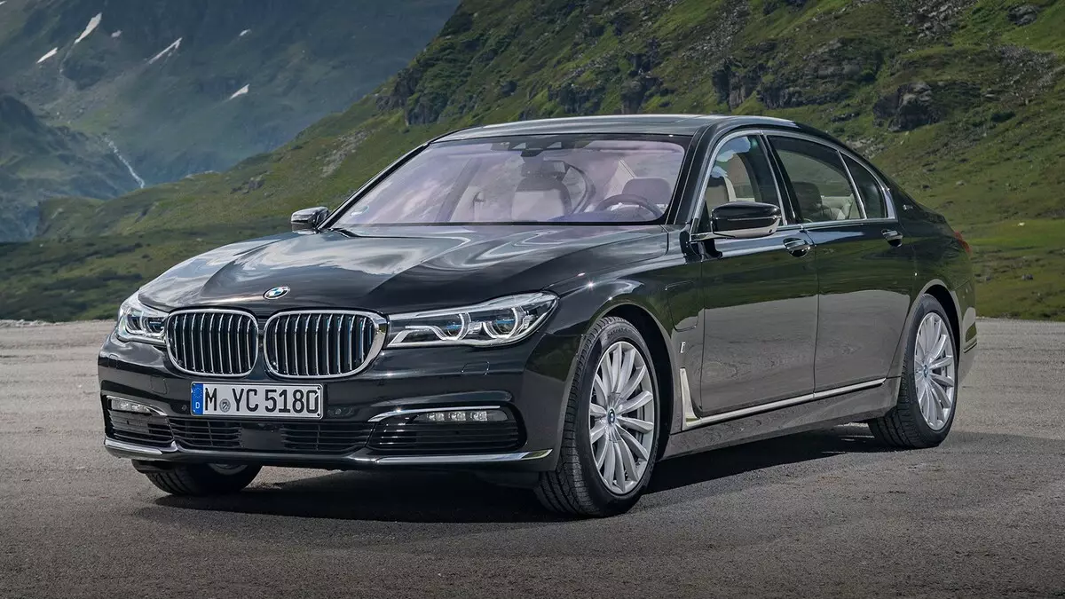 BMW 740LE XDrive ถึงรัสเซีย - ราคาเป็นที่รู้จัก 40318_1