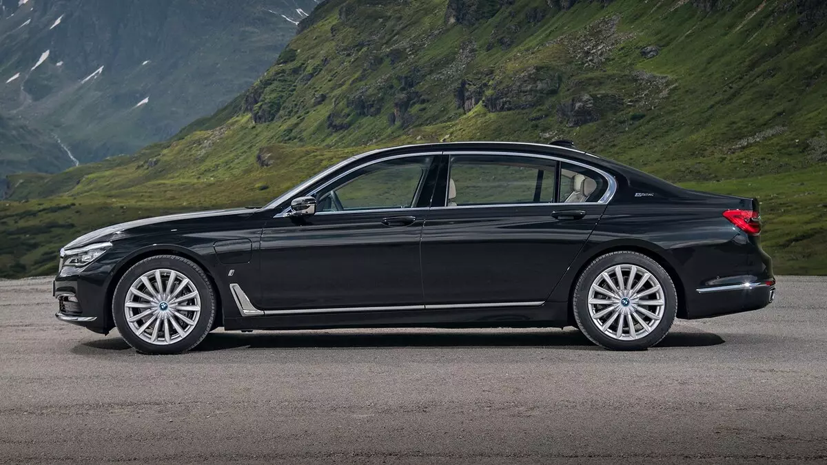 BMW 740LE XDrive ถึงรัสเซีย - ราคาเป็นที่รู้จัก 40318_2