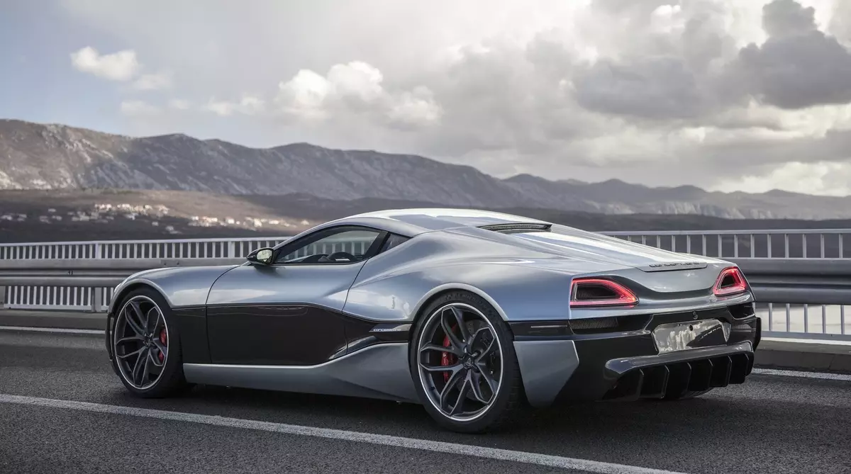 Foar elk - op 'e motor: Rimac yntrodusearre de seriële ferzje fan it konsept_one ELECTROHYPERCAR 40478_2