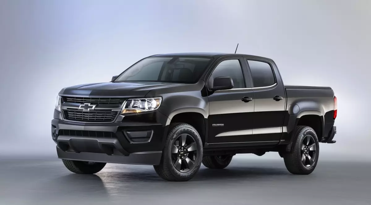 Chevrolet ngenalake rong sesi saka Colorado milih: Midnight Edition lan Z71 Treil Boss 40496_9