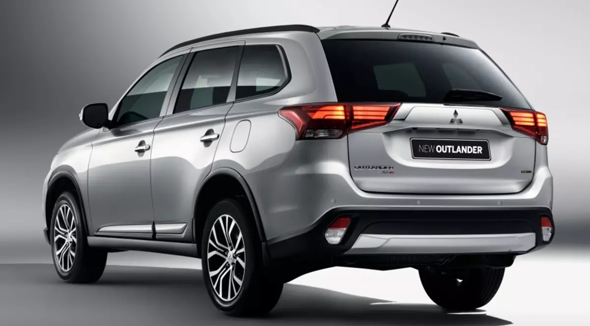 Mitsubishi mula menjual New Outlander PHEV 404_5