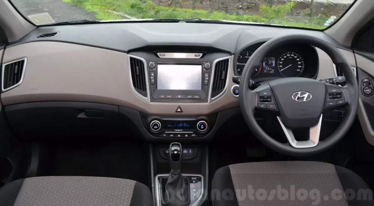 Hyundai-Creta-dizeli-at-dashboard-review.jpg