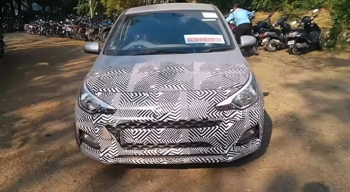 Kho tshiab Hyundai i20 hatback txhaj rau hauv video 40593_1