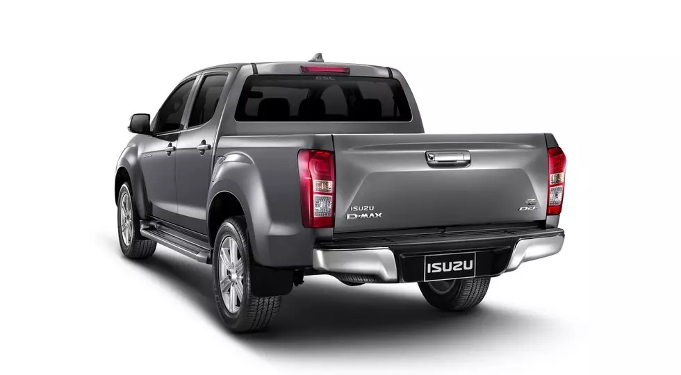 isuzu_d-max_double_cab_7.