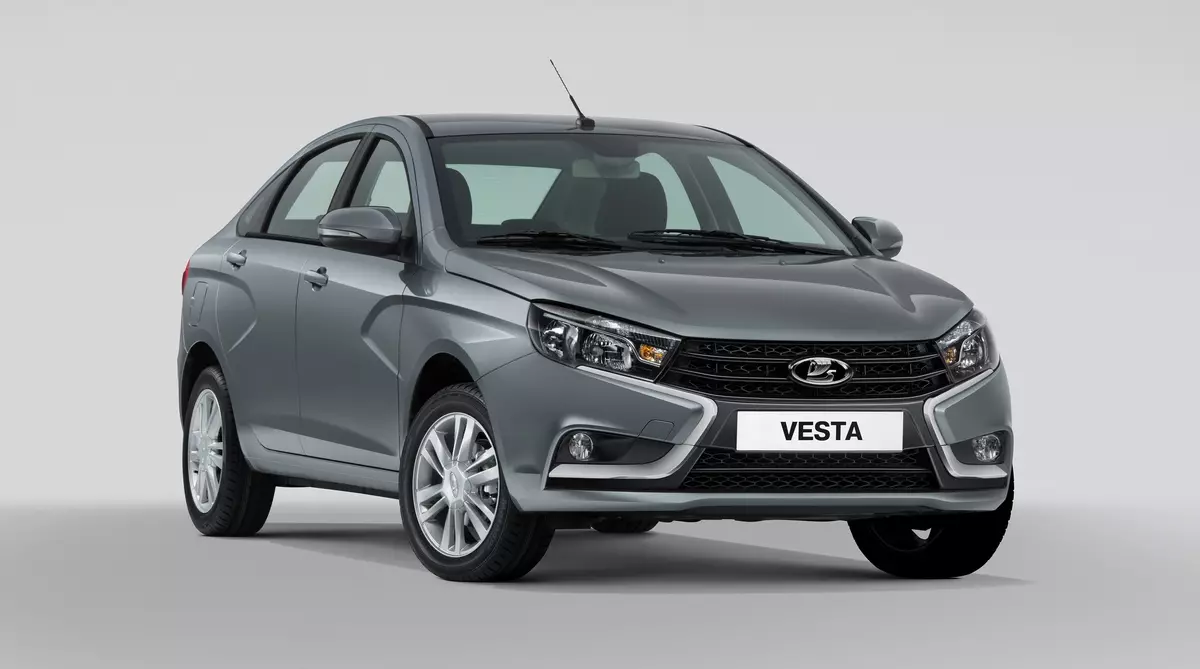 El presidente de Avtovaz aprobará el precio en Lada Vesta a las 18:00 Moscú. 40665_1