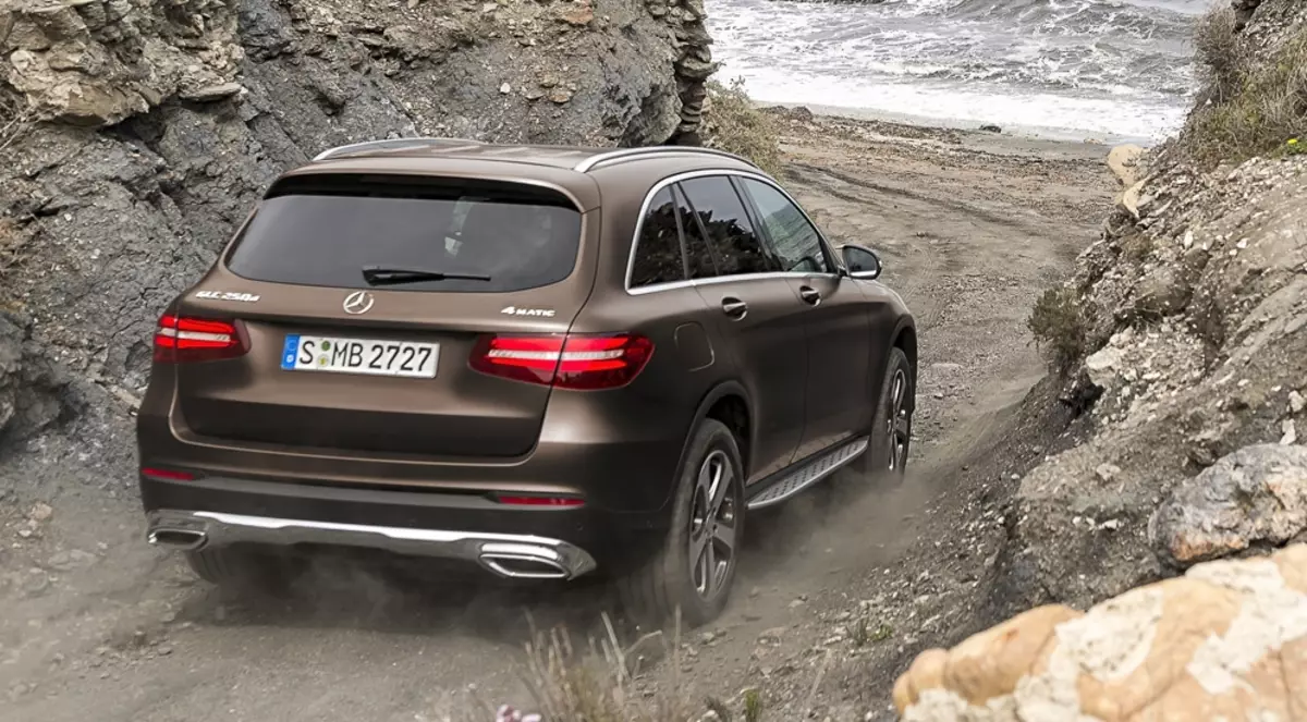 Mercedes- ը պատմել է նոր GLC- ի գների մասին 406_3