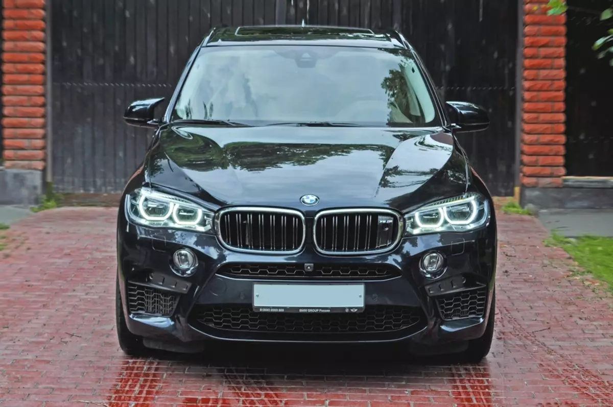 Test Drive BMW X5M: Express ალტერნატიული რეალობა 40744_32