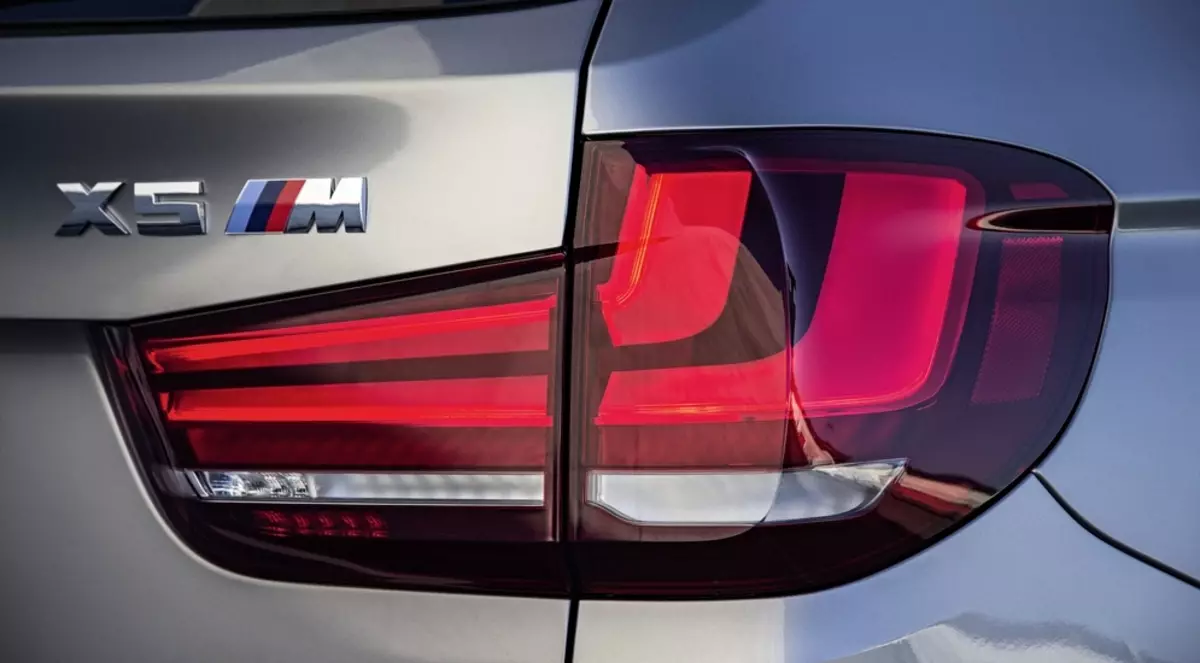 Test Drive BMW X5M: Express ალტერნატიული რეალობა 40744_36