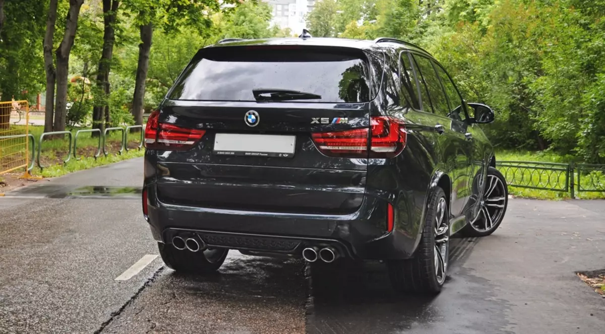 Test drive BMW x5m: Hlalosa ka nnete 40744_4