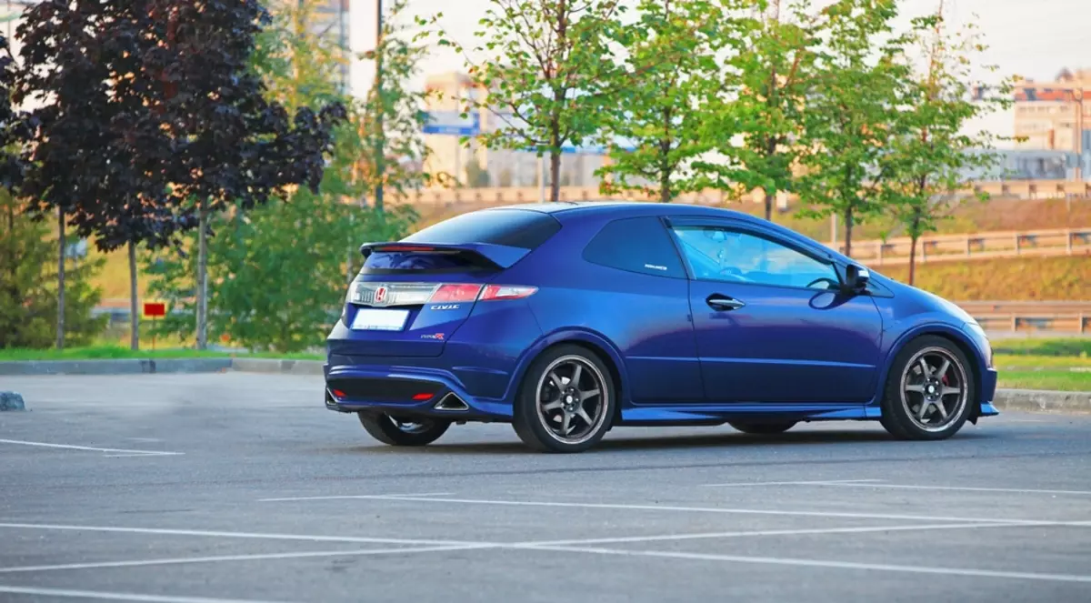 Honda Civic Tip R FN2 Mülkiyet: Federal ve Yarış Parkurları için 40757_2