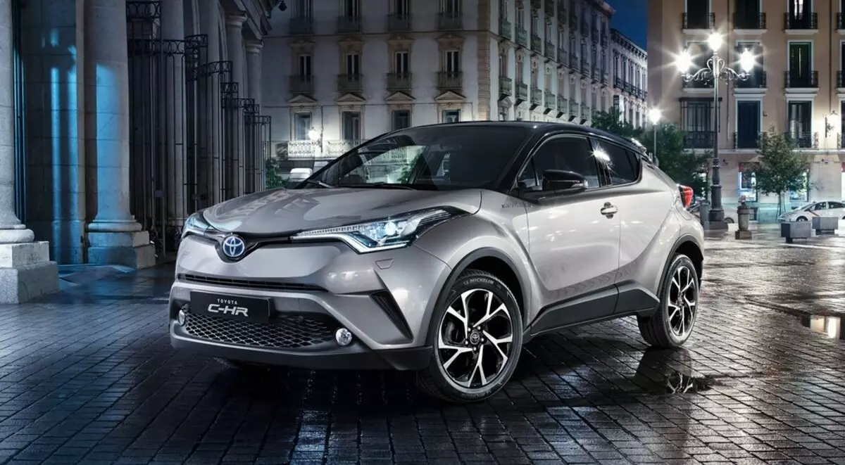 Toyota e phatlalalitse Crossiver e ncha bakeng sa USA 40822_2