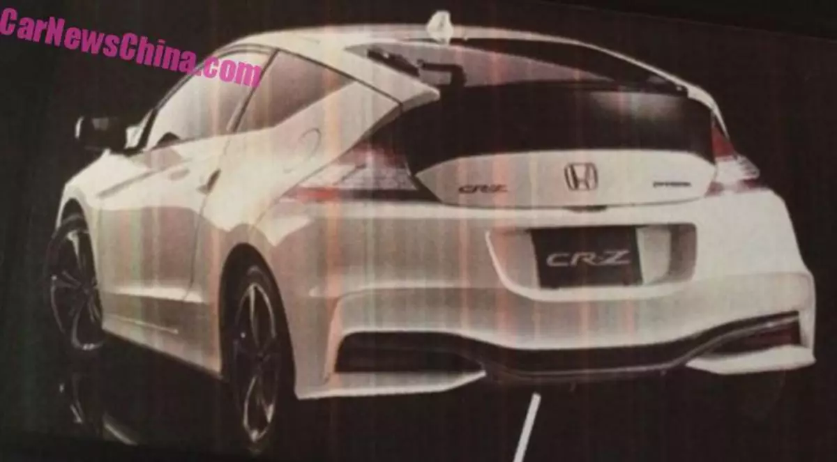 Photo Restyling Honda Cr-Z li ser torê xuya bû 40994_2