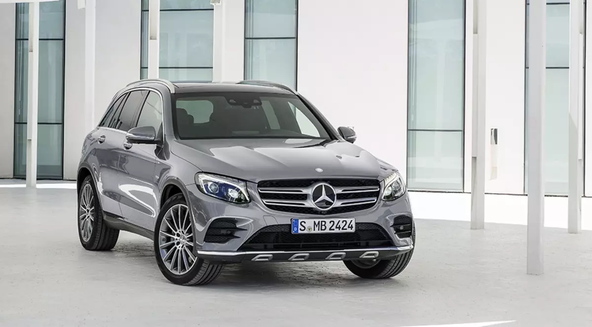 Latsopano Mercedes-Benz GLC anatumiza kwa GLK anapuma 413_6