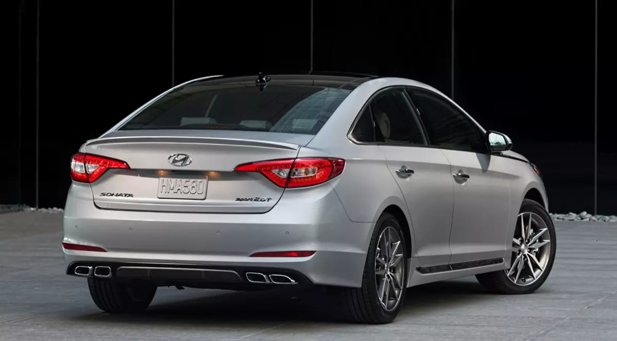 Hyundai ບໍ່ມີ Sonata ໄດ້ປັບປຸງ 41461_4