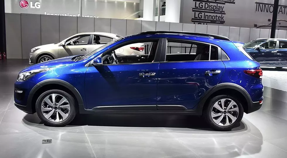 A versión cruzada Kia Rio entrará no mercado en setembro 41636_2