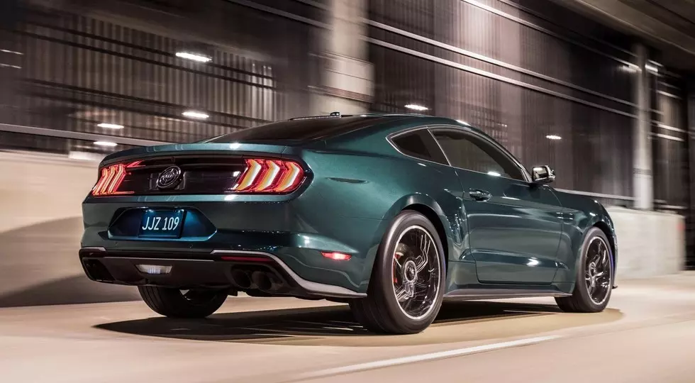 Ford Mustang ha acquisito una versione speciale 41698_3