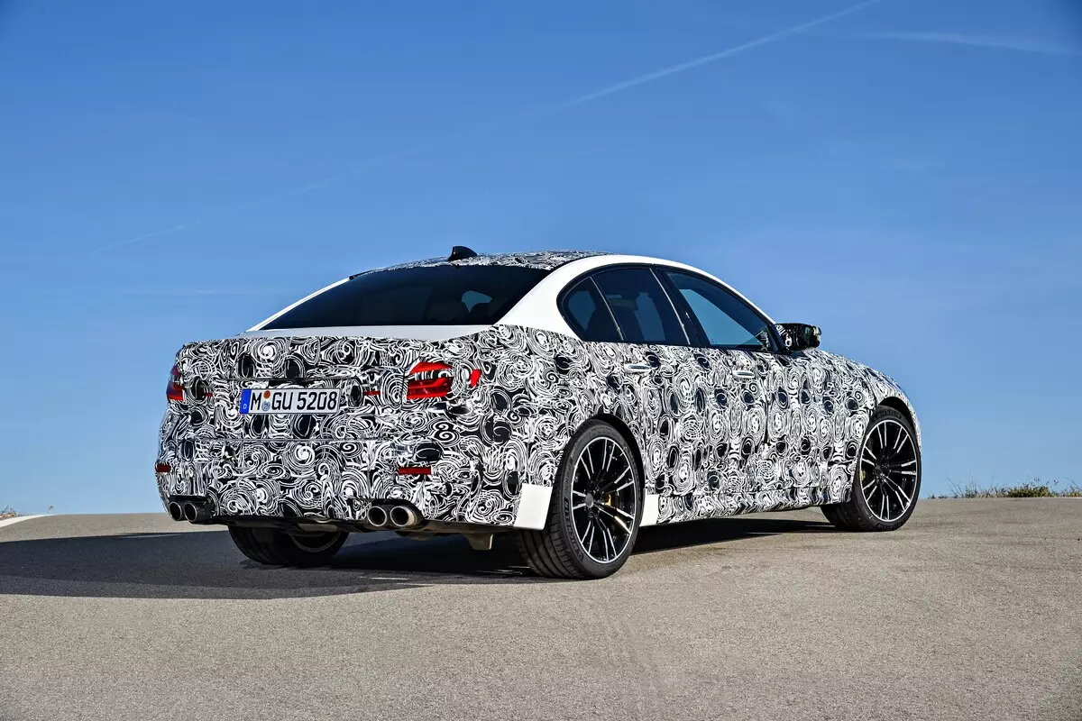 Санҷишҳои аввали прототипи BMW M5: Седан бераҳмона бо 