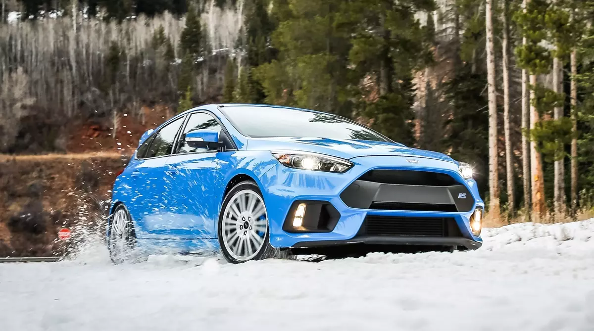 Ford Focus Rs alipokea seti ya kiwanda ya matairi ya baridi 41761_3