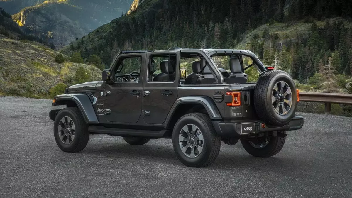 Plugin-Hybrid Jeep Wrangler apparirà nell'anno modello 2020 41808_4