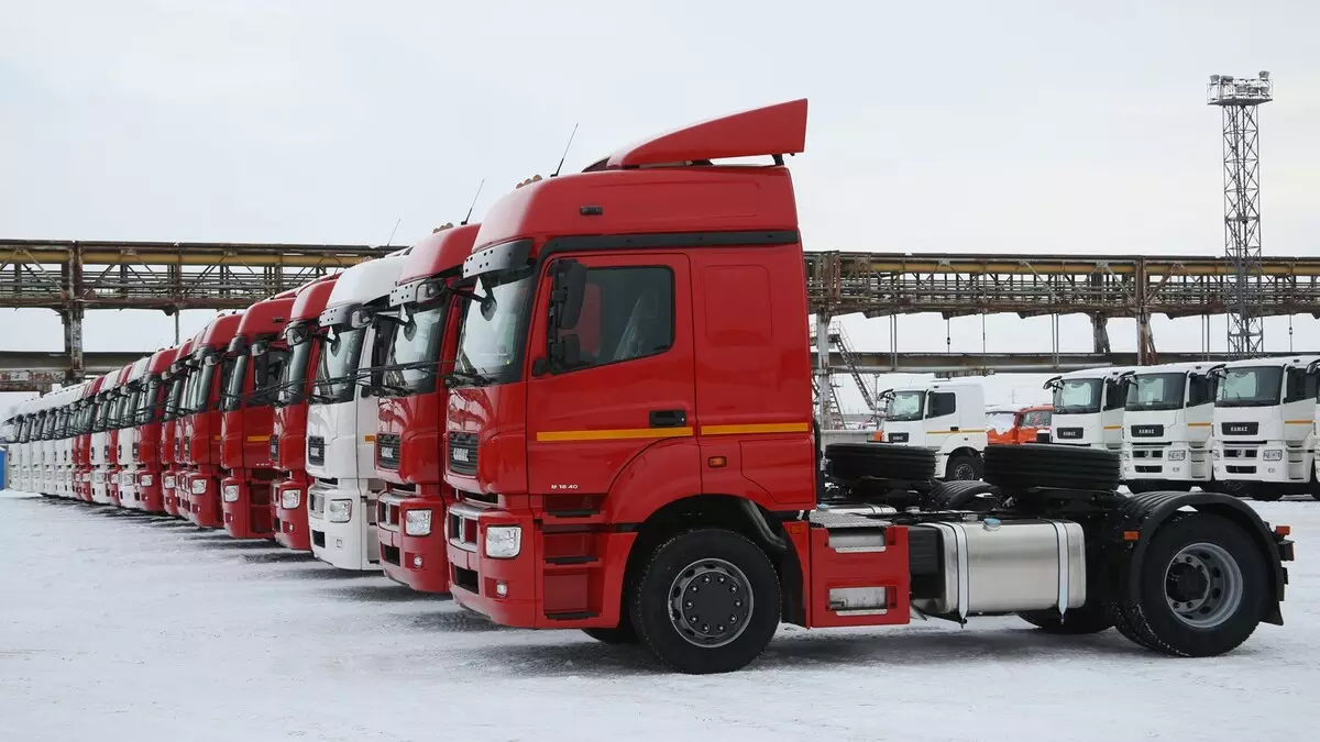 Sa ghrianghraf: Kamaz-5490