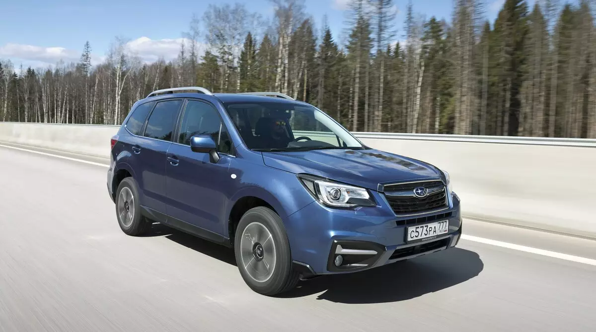 Nai-update na Subaru Forester '2016 sa Russia ay naging mas mura kaysa sa hinalinhan 41991_1