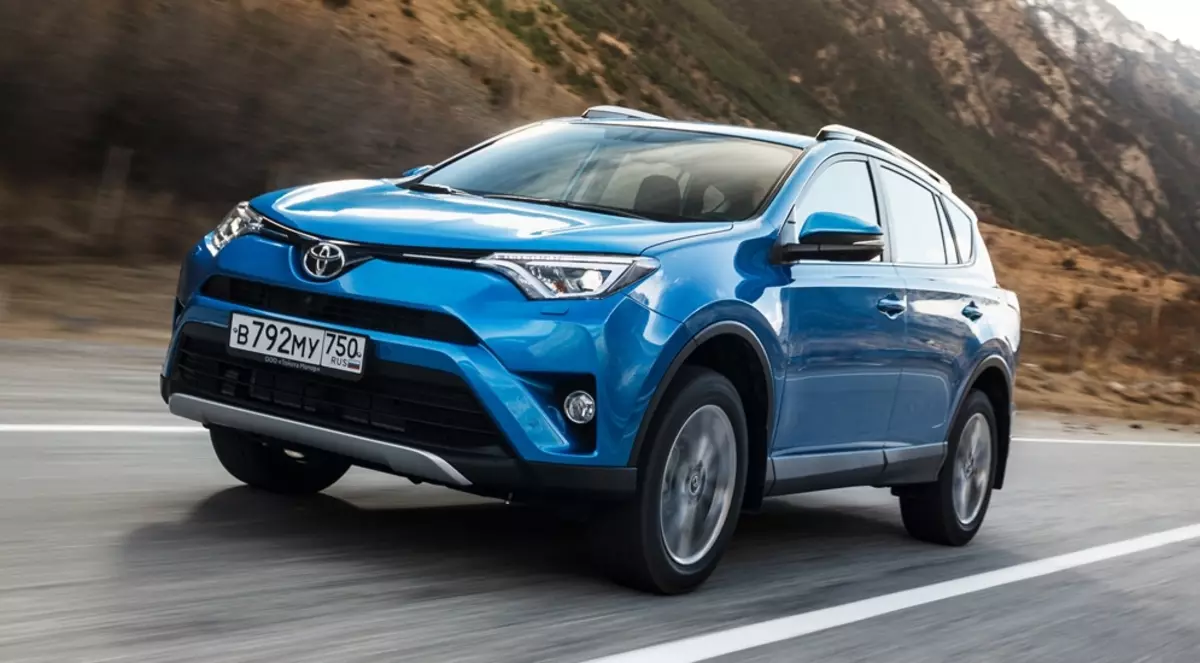 Sales Toyota Land Cruiser 200 ing Mawar Januari kanthi meh 265% 42018_1