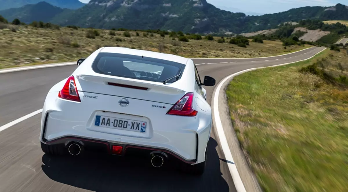 Coupe Nissan Z krossoverdə yenidən işləyəcək 42272_3