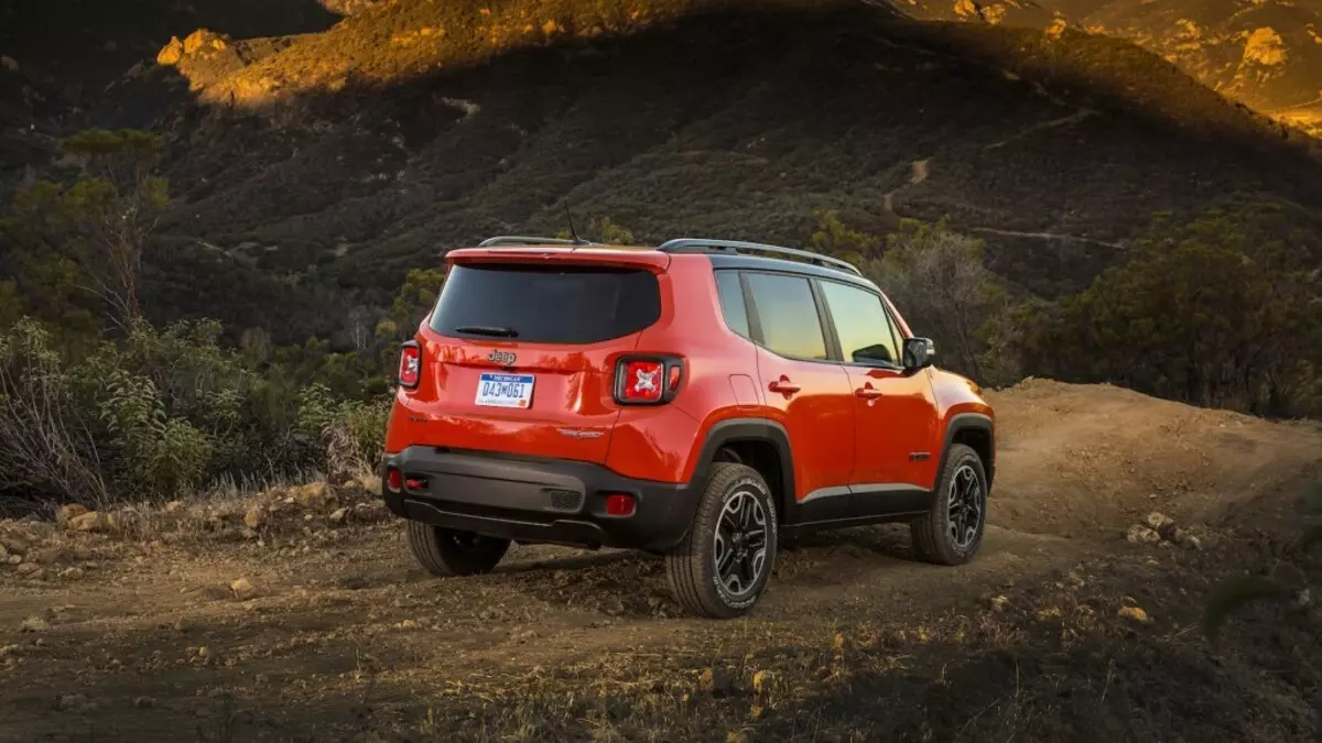 Mauzo ya Crossover ya Jeep Renegade nchini Brazil iliongezeka mara 26 42346_10