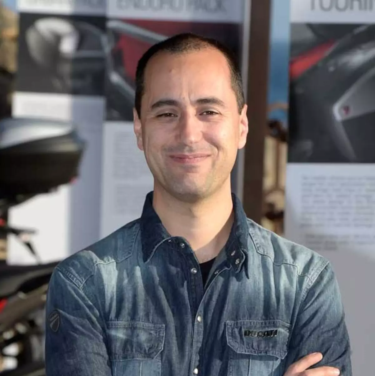 Federico-Serctorti-Director-Lutiquero-Cefe-de-profela-Ducati-Start-Setring.jpg