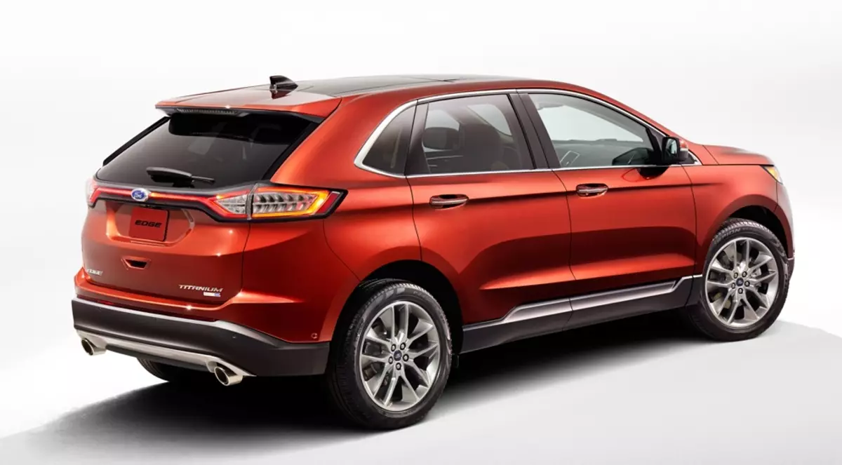 Deseño en estilo de bordo e motor turbo: Ford prepárase para o estreo dun novo ecosport 42614_4