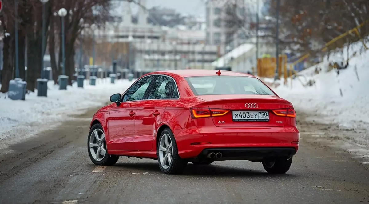 Sim tsav Audi A3 Sedan 1.8 tfsi: kev sib tw sab nraud 4284_3