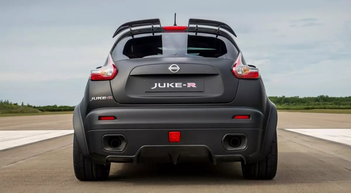 Nissan Juke-R oo 
