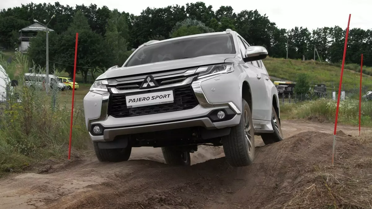 Actia: Test Drive New Mitsubishi Pajeco Sport 42881_30