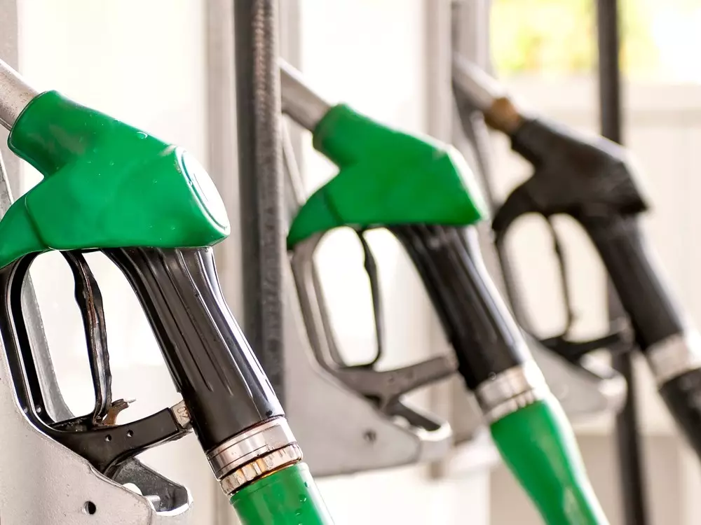 Omsetningen av Euro-4 bensin kan strekke seg til slutten av året