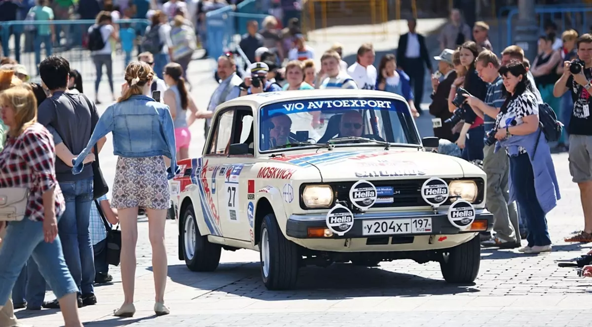 Bosch Moskau Klassik na poligonu FSO: borbeni mod za Oldtimeters 436_22