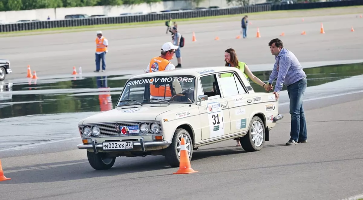 Bosch Moskau Klassik na poligonu FSO: borbeni mod za Oldtimeters 436_47