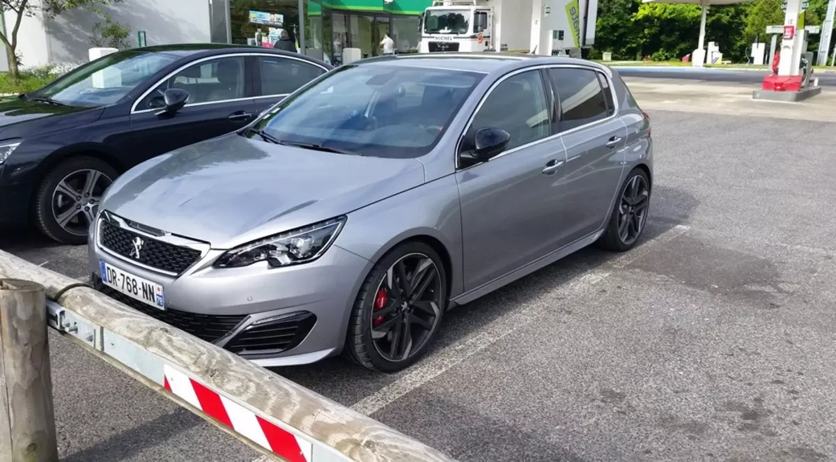 Inilabas ng Peugeot ang unang teaser ng bagong sporthametcha 308 gti 451_1