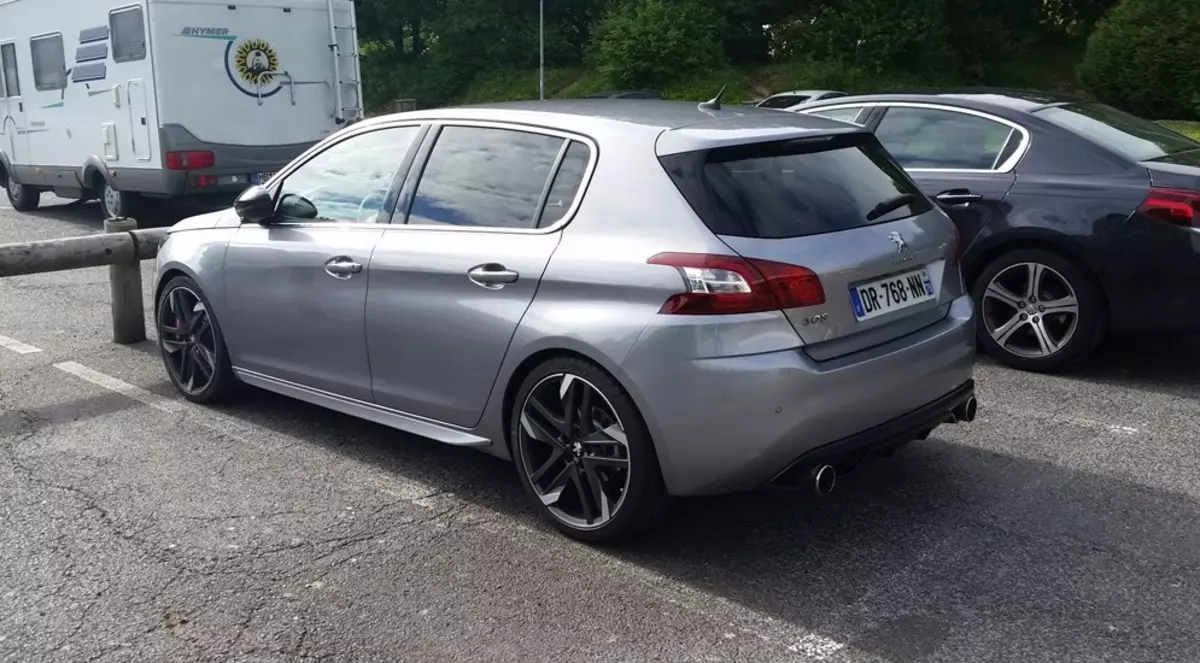 Inilabas ng Peugeot ang unang teaser ng bagong sporthametcha 308 gti 451_2