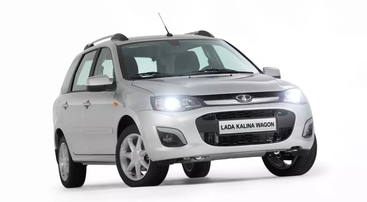 Lada Kalina는 facelift를 기다리고 있습니다 460_1