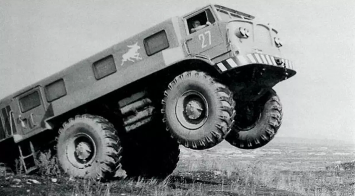 Te helder toekoms: Superworthy Zil-167e 4930_6