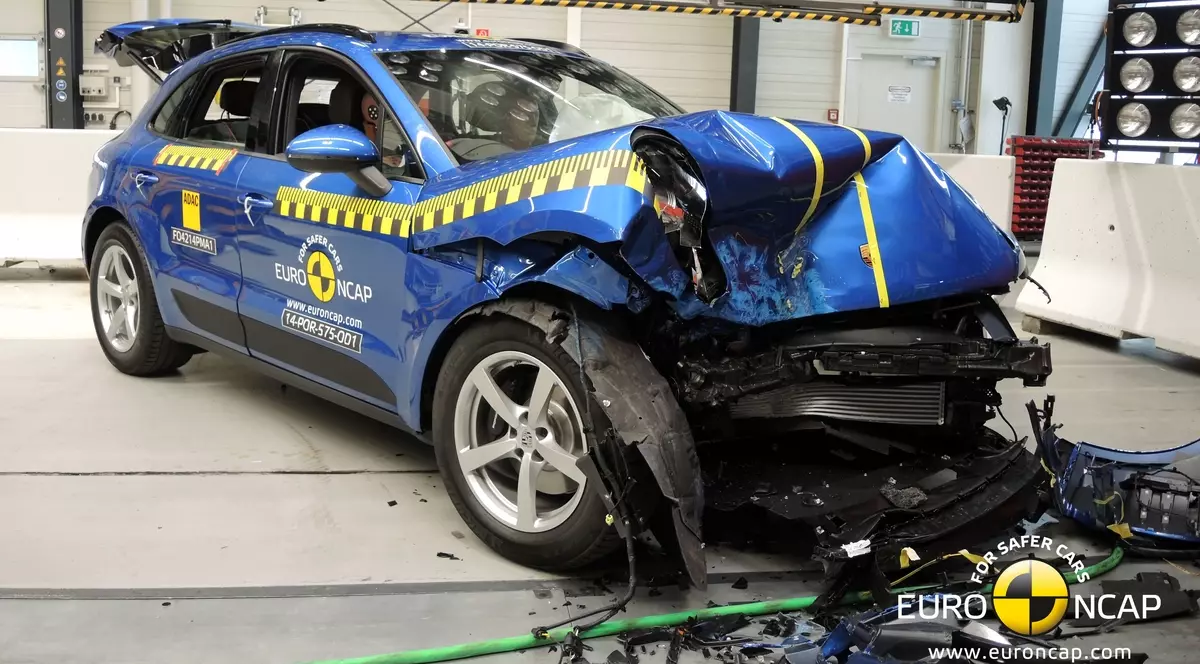 Porsche Macan, Discovery Sport dan Lexus NX telah menjadi tes kecelakaan NCAP euro yang sangat baik 5103_2