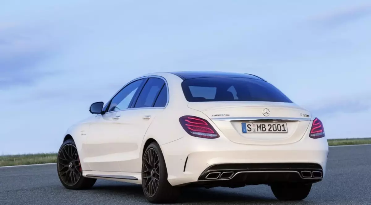 نیو مرسڈیز بینز سی 450 AMG کھیل تقریبا 370 