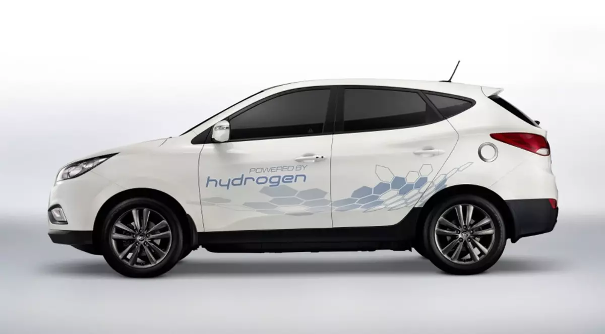 Hyundai o tla qala ho rekisa likoloi ka lisele tsa mafura a hydrogen 5308_4