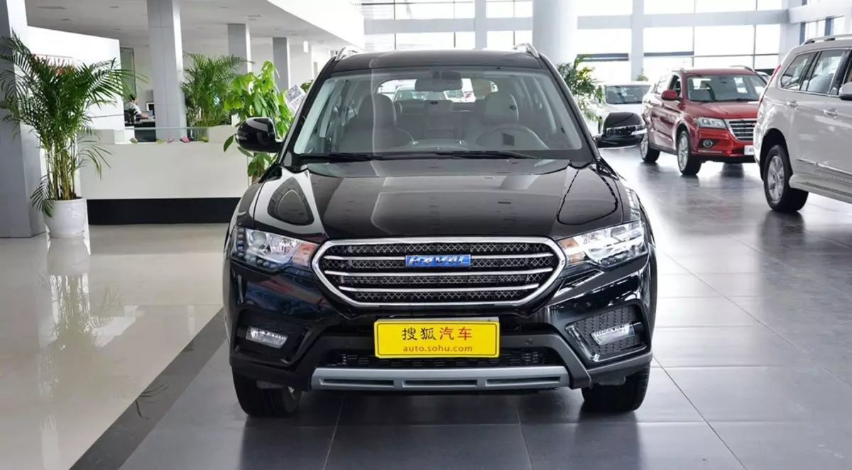 중국에서 Haval H6 쿠페 크로스 오버의 판매가 시작되었습니다. 러시아의 차례로 532_2